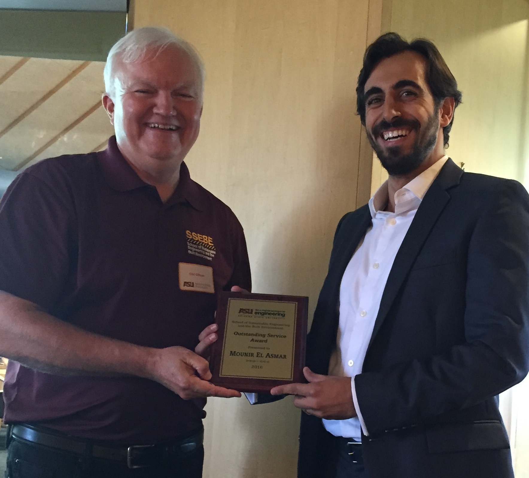 Dr. El Asmar receives the 2016 Outstanding Service Award! – Mounir El Asmar